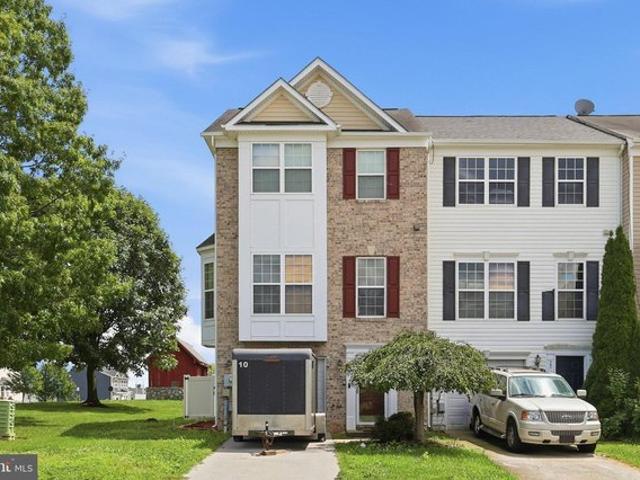 21 Honor Way, Martinsburg, WV 25405
