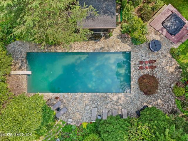 21 Hycliff Rd, Greenwich, CT 06831 | MLS #124351