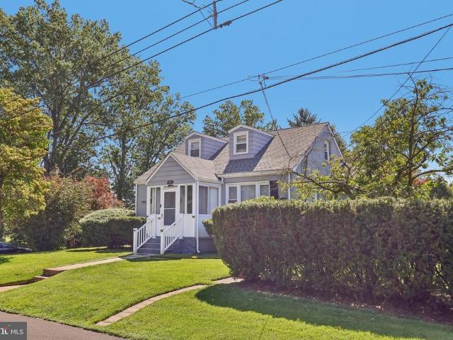 21 Ida Avenue