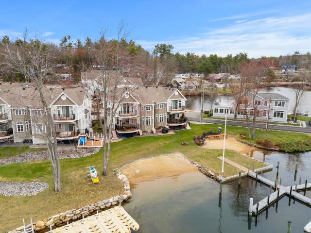 21 Island Dr, Unit 10, Laconia, NH 03246 | MLS #5086 | Compass