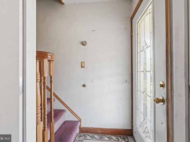 21 Iris Road