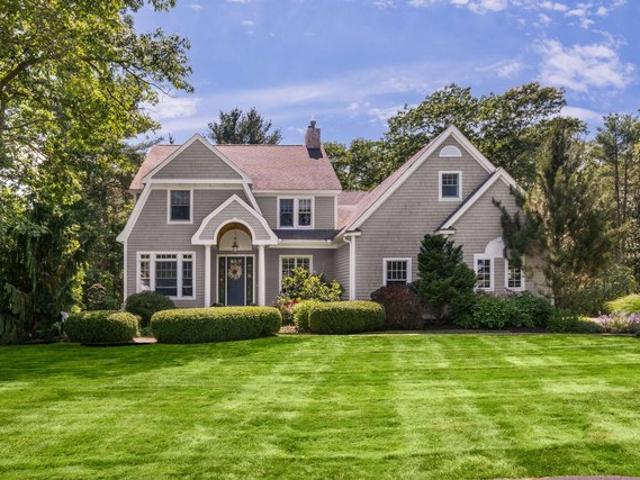 21 Jeffrey Dr, York, ME 03909