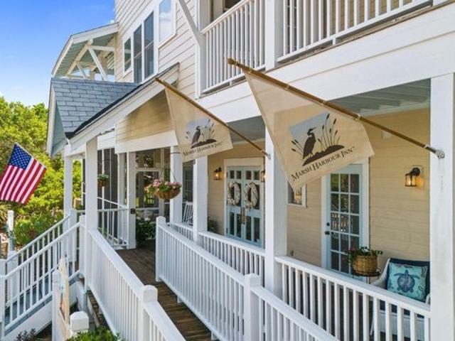 21 Keelson 8H Row Unit Yachtmaster, Bald Head Island, NC 28461