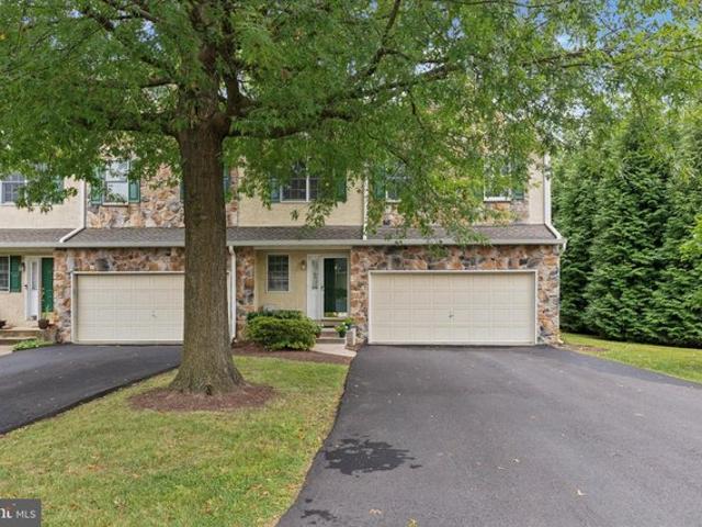 21 Kerry Ln, Malvern, PA 19355