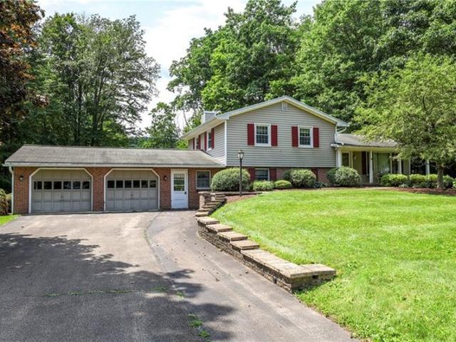 21 Kimberly Dr, Dryden, NY 13053