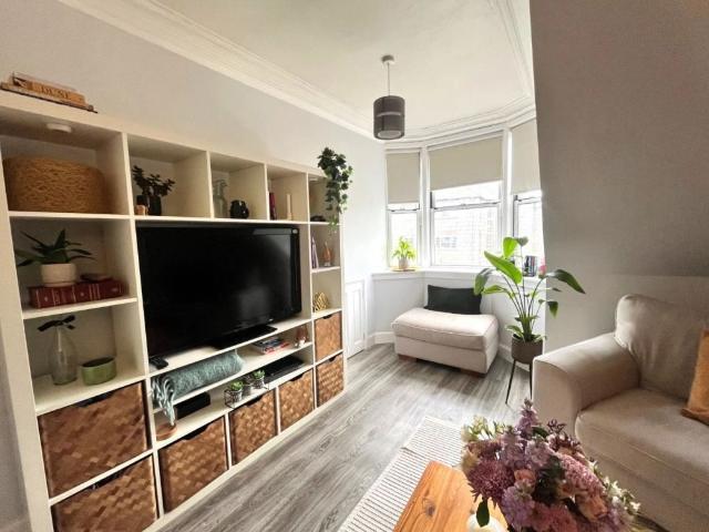 21 Kintore Place, Top Floor Left, Aberdeen AB25 2TD