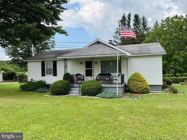 21 Kuhn Mine Rd, Mount Storm, WV 26739