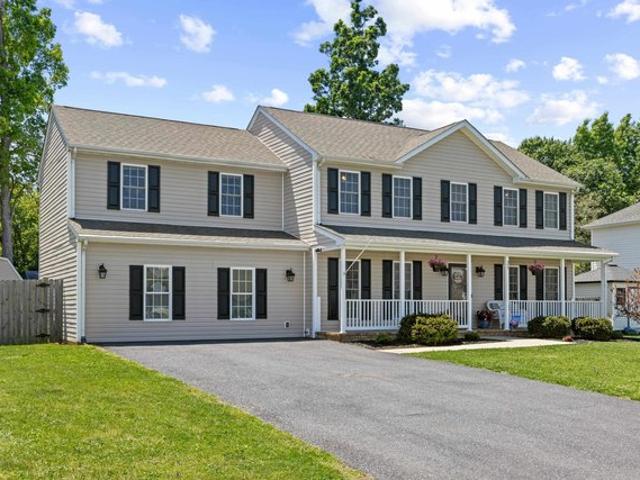 21 Lady Slipper Dr, Waynesboro, VA 22980
