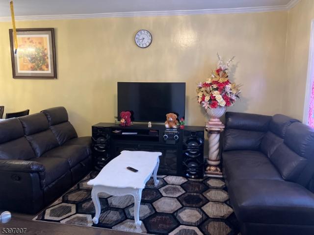 21 Lake St, East Orange, NJ 07017 | MLS #3998 | Compass