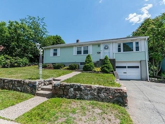 21 Lakeview Ave, Waltham, MA 02451