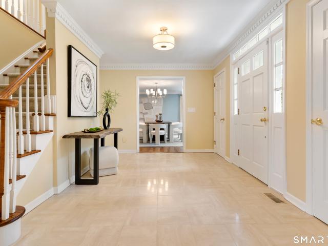21 Laurel Lake E, Weston, CT 06883 | MLS #24168 | Compass