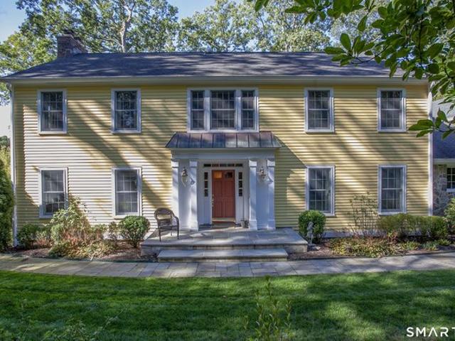 21 Laurel Lk E, Weston, CT 06883