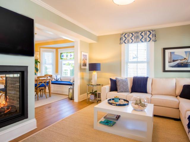 21 Lee Avenue, Newport, US, RI