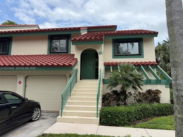 21 Lexington Ln W Apt H, Palm Beach Gardens, FL 33418