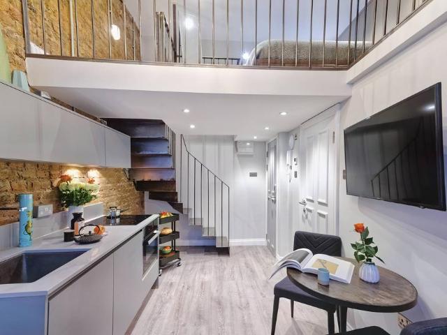 21 Linden Gardens, London W2 1 bed flat to rent £3,878 pcm £895 pw
