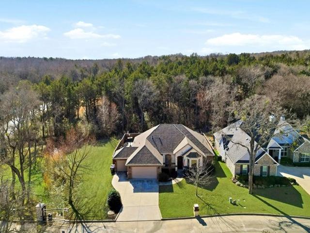 21 Lone Oak Blvd, Pottsboro, TX 75076