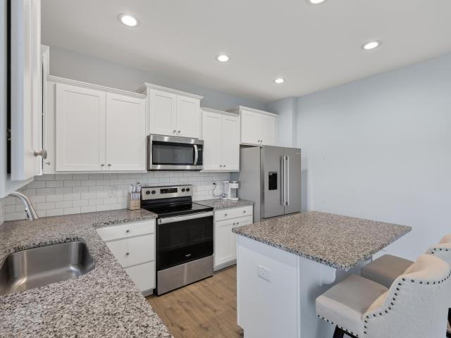 21 Longbow Drive