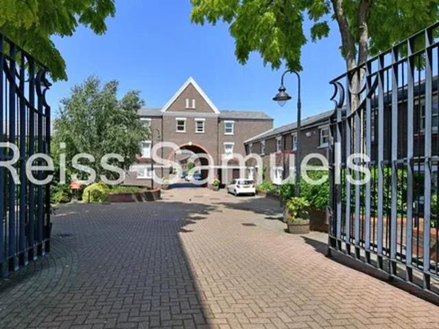 21 Lockesfield Place, Cubitt Town, London, E14 3AH, United Kingdom | 5 bed townhouse for rent #138933766 | Rentberry