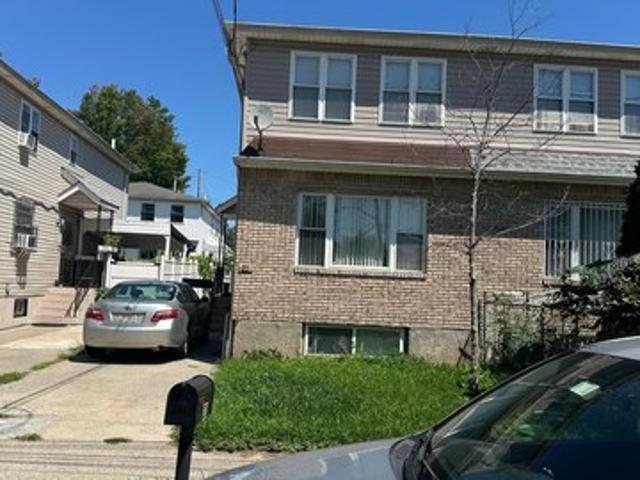 21 Manton Pl, Staten Island, NY 10304