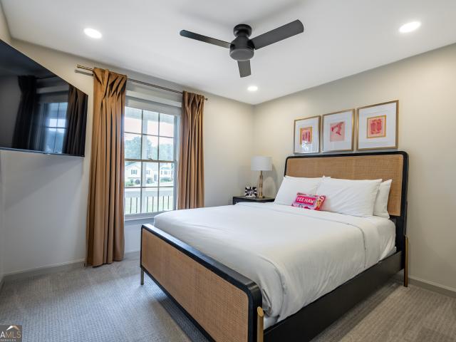 21 Magnolia Court NE
