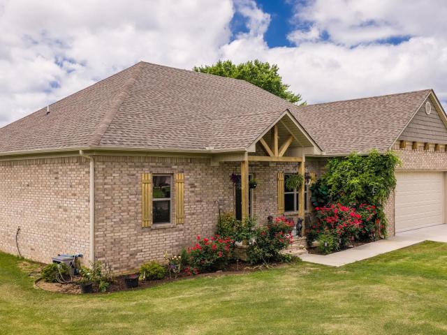 21 Marthas Field Drive