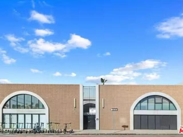 21 Market Street, Venice, CA 90291