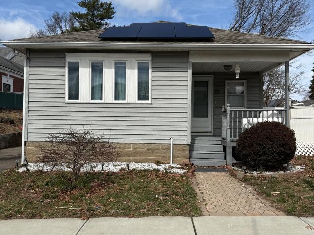 21 Mathew St, Milford, CT 06460 | MLS #24153
