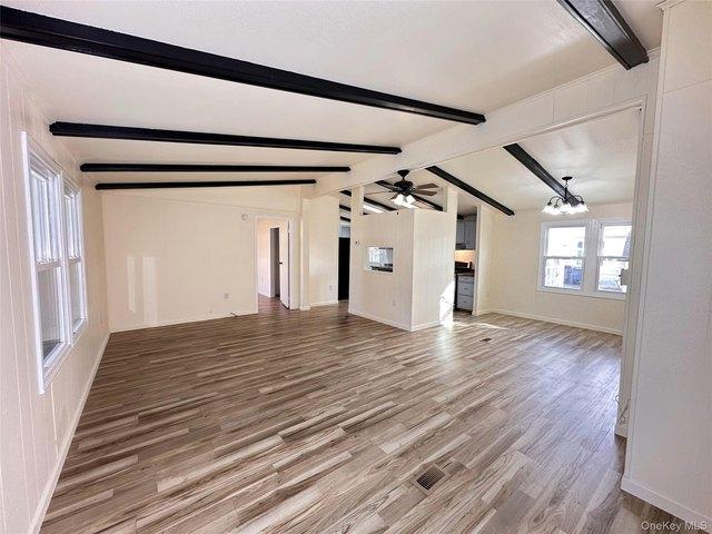 21 Mele Ln, New Paltz, NY 12561