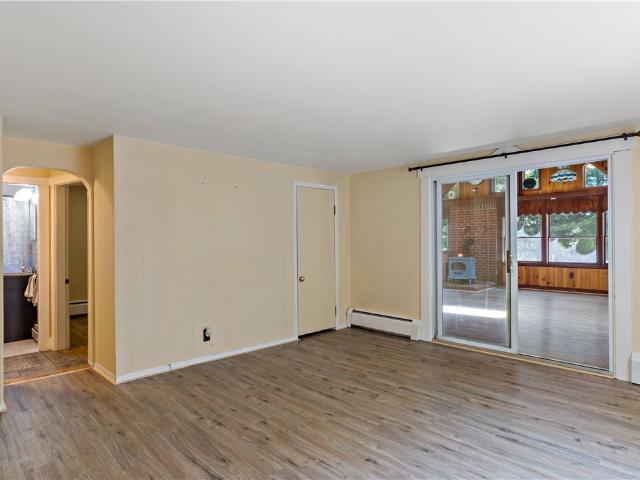 21 Minda Lane