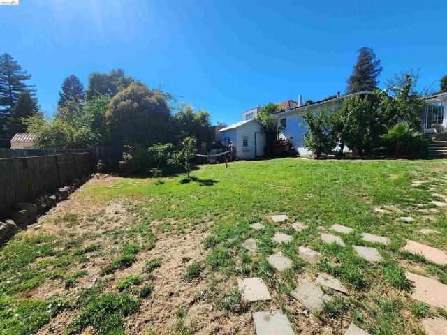 21 Monte Vista Ave