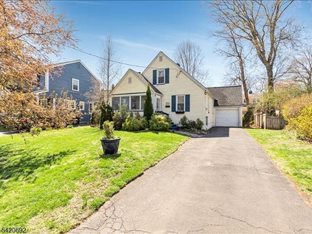 21 Mohawk Drive