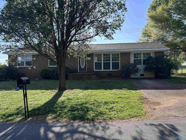 21 Morningside Dr, Madison, AL 35758
