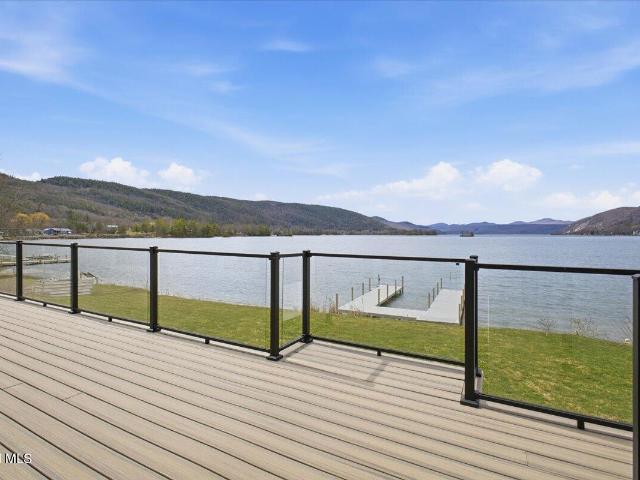 21 Mossy Point Road