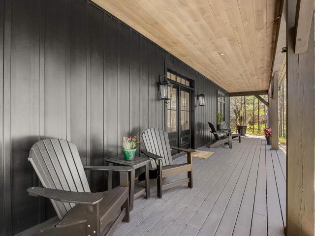 21 Mountain Shadows Road