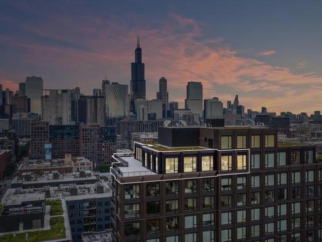 21 N May Street, 1502, Chicago, IL 60607