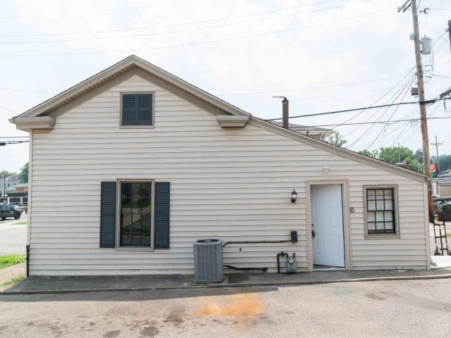21 N E Street