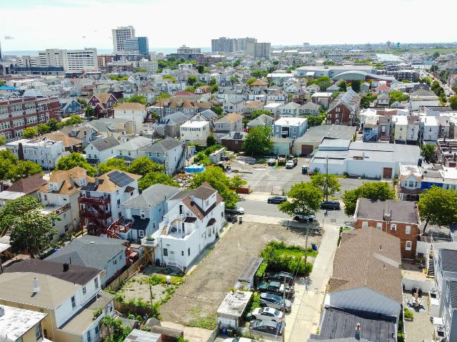 21 N Sovereign Ave, Atlantic City, US, NJ