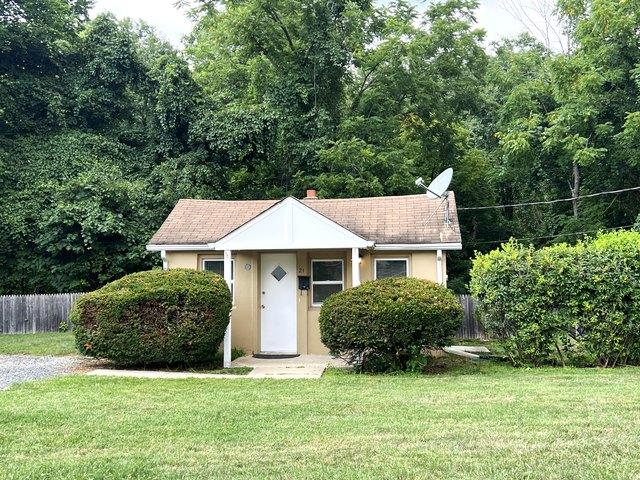 21 New Egypt Cookstown Rd, Plumsted, NJ 08533