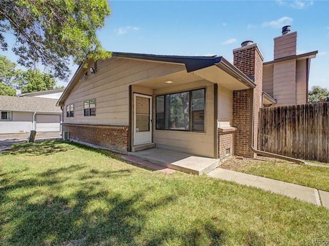 21 Newark St Unit D, Aurora, CO 80012