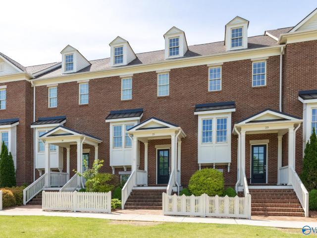 21 NW Stone Mason Way
