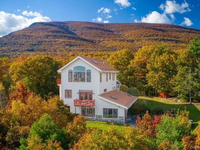 21 Oris View Dr, Saugerties, NY 12477