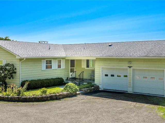 21 Overlook Drive