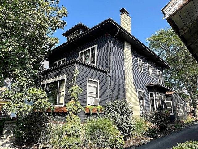 21 Parkside Ave, Buffalo, NY 14214