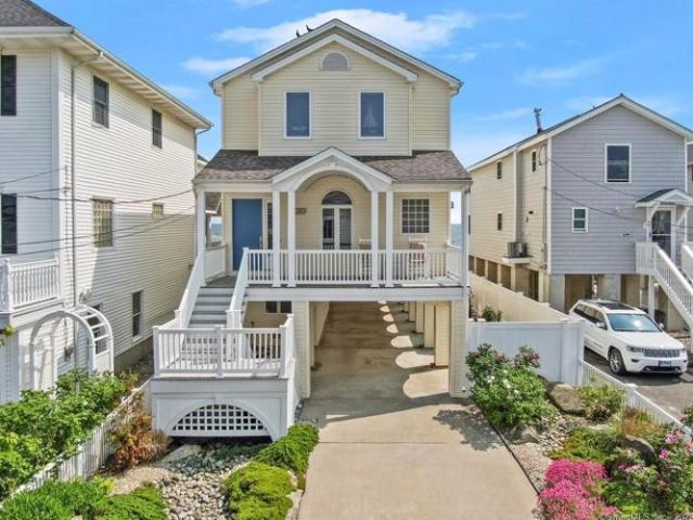 21 Point Beach Dr, Milford, CT 06460