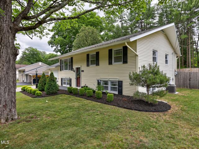 21 Quevic Drive