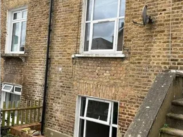 21 Ravensbourne Road, London, SE6 4UU, United Kingdom | 2 bed apartment for rent #166855921 | Rentberry
