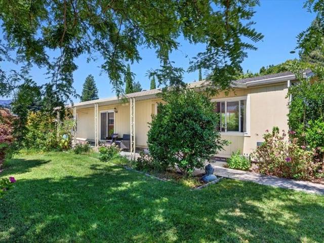 21 Redondo Ct, Saint Helena, CA 94574