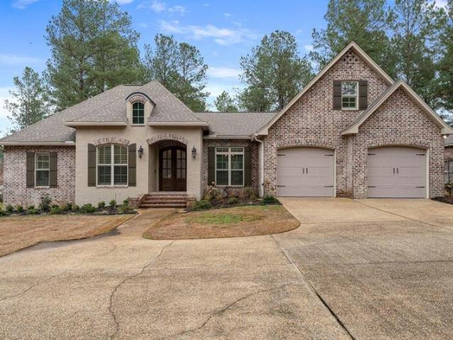 21 Refuge Ln. Hattiesburg, MS 39402