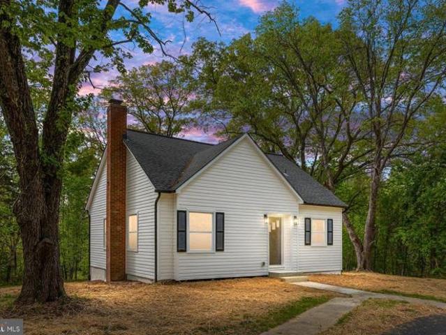 21 Reids Rd, Stafford, VA 22554