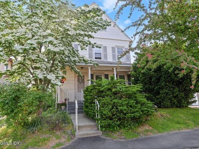 21 Ridge St, Greenwich, CT 06830